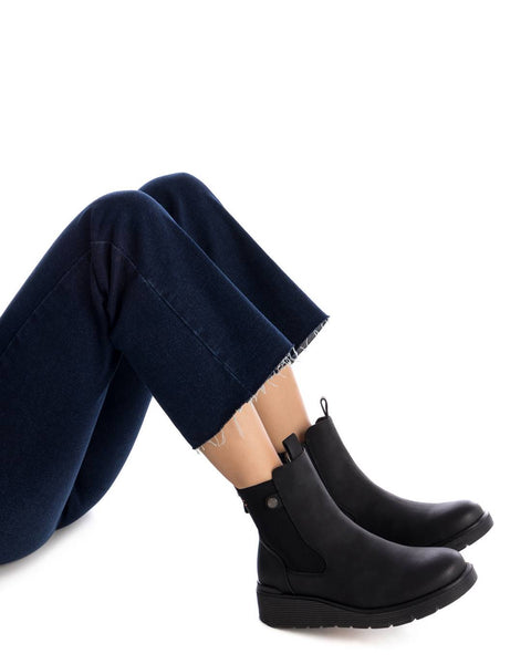 Refresh Shoes. Tienda online de zapatos con diseño español.