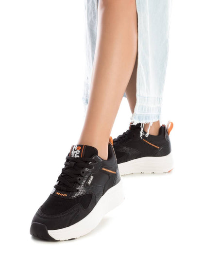 Refresh Shoes. Tienda online de zapatos con diseño español.
